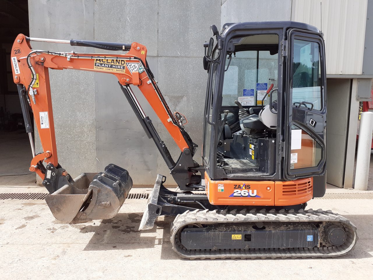1.9T - 3T MINI DIGGERS - Acland Plant Hire